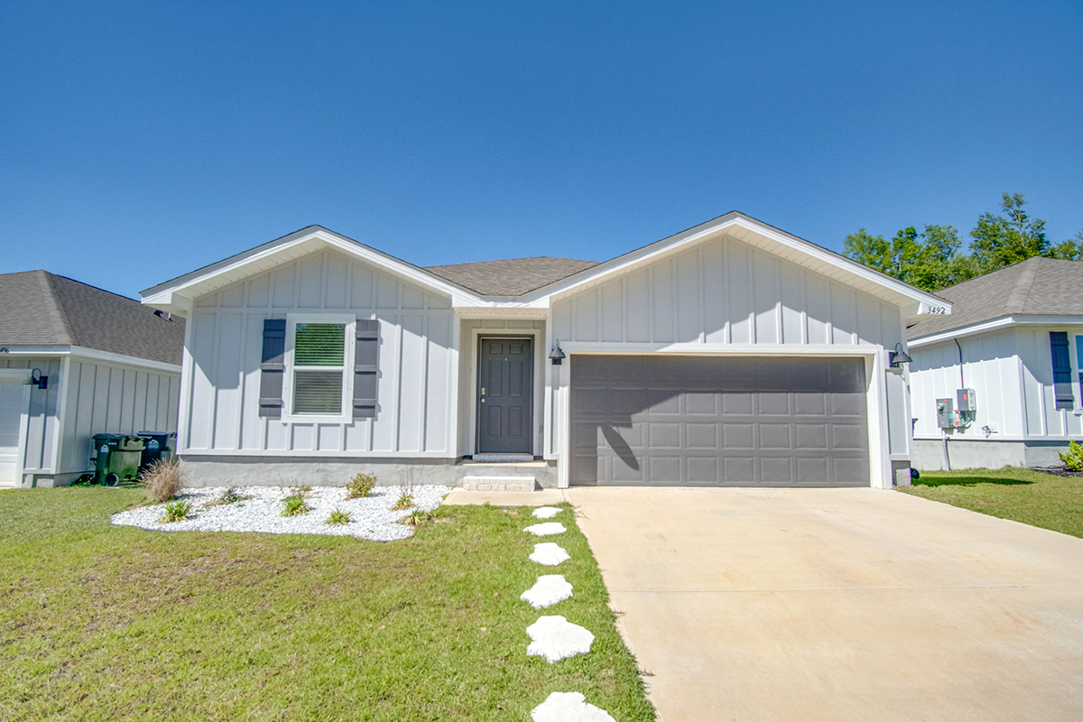 Townhome VS Single Family Homes in Pensacola